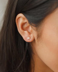 Jules White Sapphire Studs — GLDN